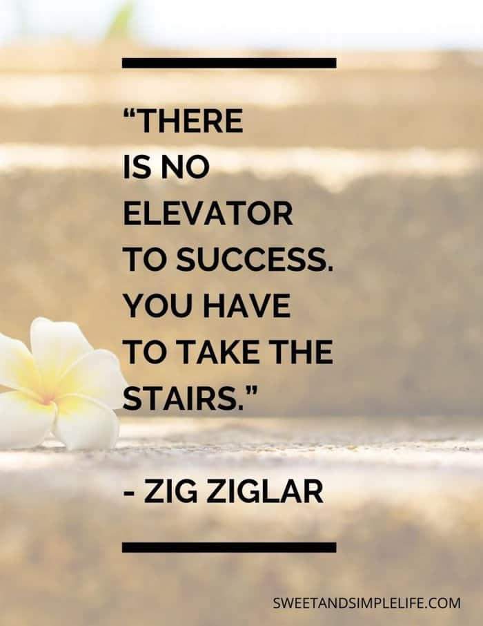 17 Inspirational Quotes for Aspiring Bloggers + Free Printable!